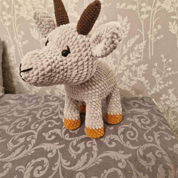 Crochet Pattern Goat, Amigurumi Stuffed Goat Pattern, Farm Animals ...