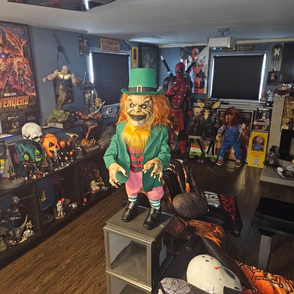 Alien Movie Xenomorph Chest Popper Inspired Bloody Wine Topper - Etsy