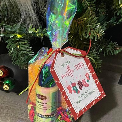 Editable for Your Misltetoes Christmas Gift Tags , Christmas Socks Gift ...