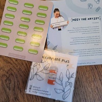 Quit Fibbin' - Medical Pun Vinyl Sticker Die Cut Waterproof Stickers ...