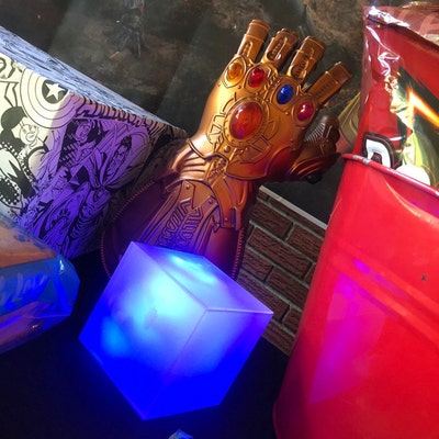 Tesseract Infinity Stone Prop - Etsy