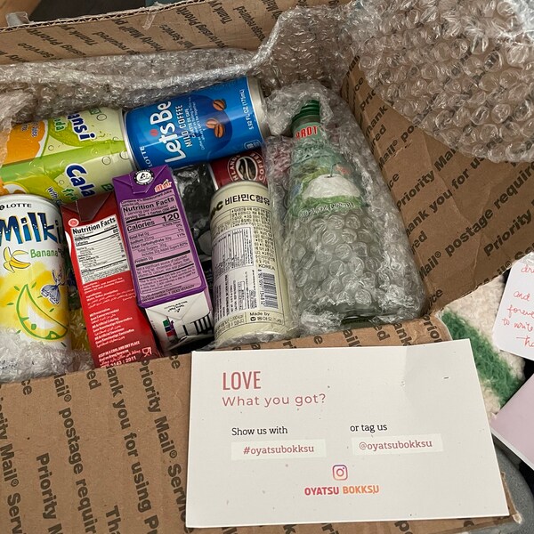 Asian Snack Box Best Value Snack Box Drinks & Full Size Assorted ...