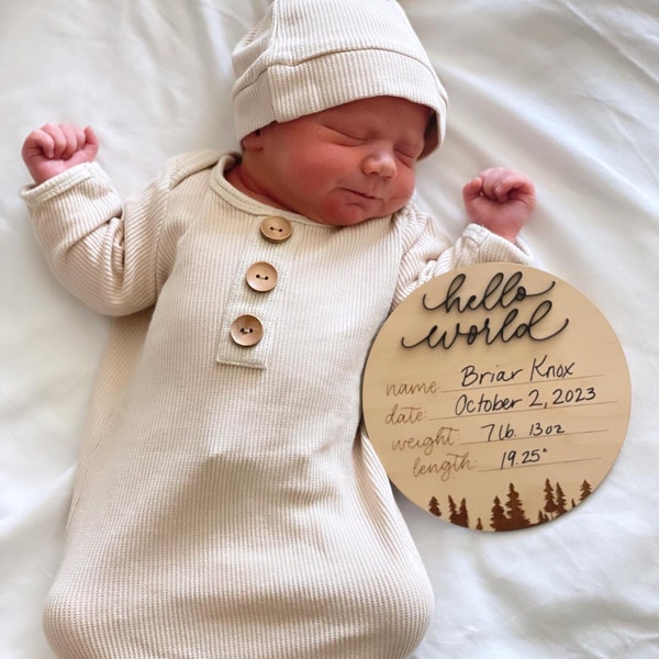 Forest Birth Announcement Sign / Customized Baby Gift / Wooden Round 3D ...