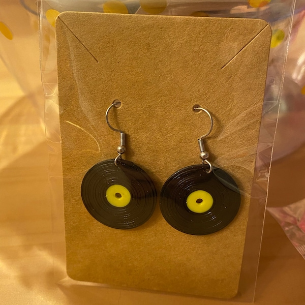 Small Groovy Record Earrings, Vinyl Earrings, LP Earrings, Groovy ...