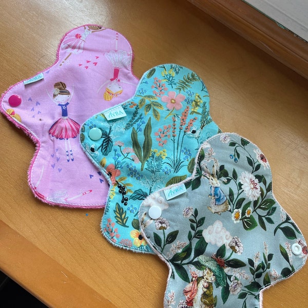 BLUE FLORA Handmade All Purpose Wet Dry Bag, Cloth Pad Wrapper, Travel ...