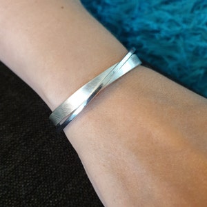 Cuff Bracelet for Women, Cross Band Cuff Bracelet, Double Bracelet ...