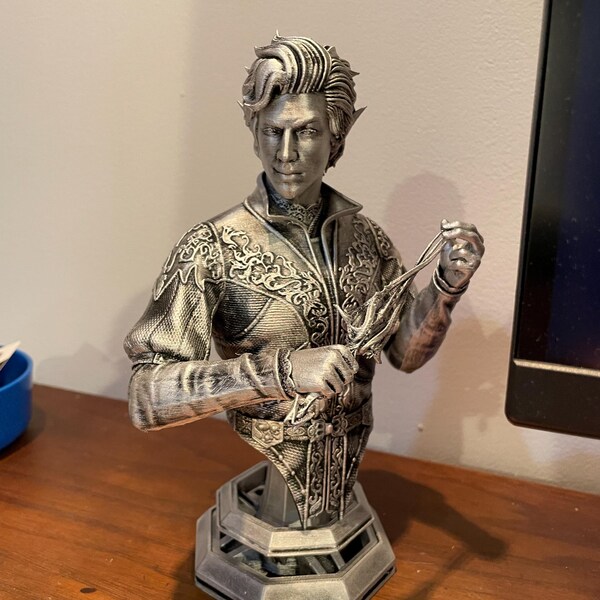 10" Hand Painted Drakeblood 3D Printed Knight Bust Dark Souls 3 - Etsy