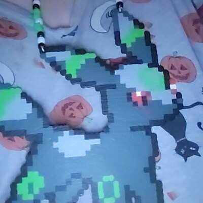 WOOLI Perler Necklace - Etsy