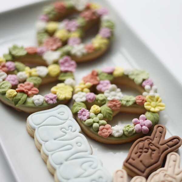 Peace in Bubble Letters Fondant Cookie Cutter and Stamp #1662 - Etsy