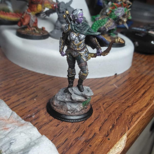 Leonin Monk Miniature- Leonin Fighter, Feline Brawler Mini for 5e ...