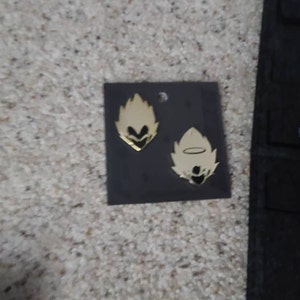 PREDACKLES Predator Knuckles Enamel Pin | Etsy