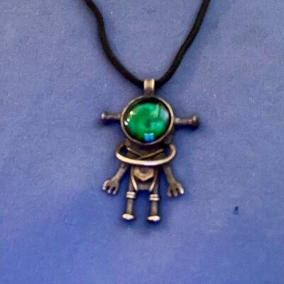 Space Dude Creature Alien Robot Pendant Spaceman Cyberpunk Necklace ...