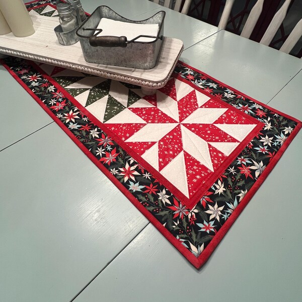 Quilted Vintage Modern Table Topper, 19" Blue Floral Wall Hanging ...