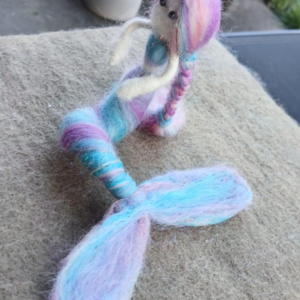 4 Ozs Seacell Fiber, Cellulose, Combed Top, Roving, Spinning Fiber ...