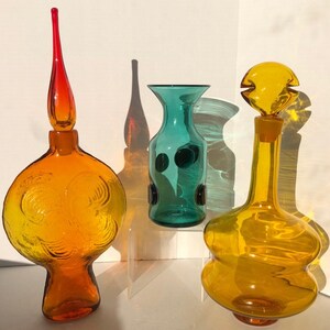 English Made Daher Tin, Scene of Carousers on Lid From Avignone Freres ...