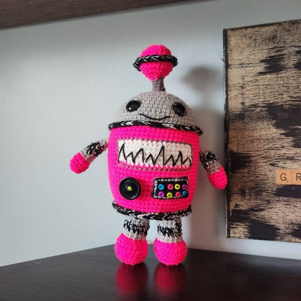 CROCHET PATTERN - Pixie the ROBOT / Amigurumi / Stuffed Toy / Easy ...