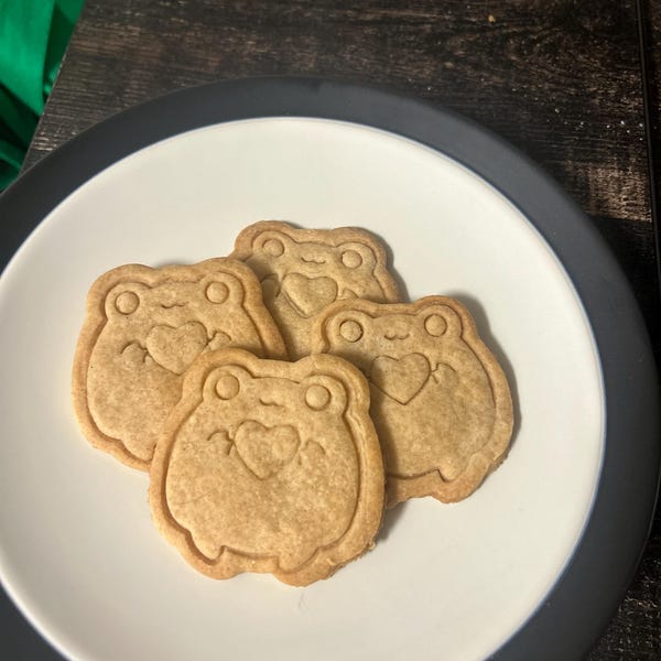 Frog Cookie Cutter | Animal Cookie Cutter Stamp Set | Love Heart Frog ...