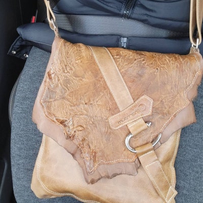 Sac De Cuir Italien Souple Brun. Bourse De Cuir Rustique. Bandoulière ...