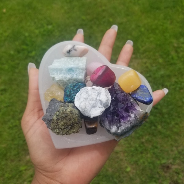 Earths Elements Hand Poured Soy Wax Crystal Infused Candles - Etsy