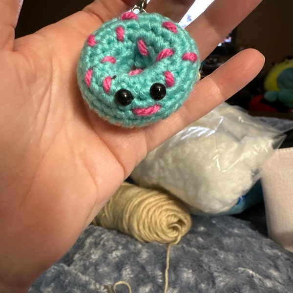 CROCHET PATTERN: Donut Keychain, Amigurumi Downloadable Beginner ...