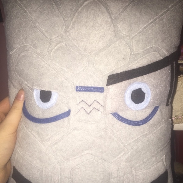 Garrus Vakarian, Mass Effect, Liara, Pillow, Plush, Cushion - Etsy