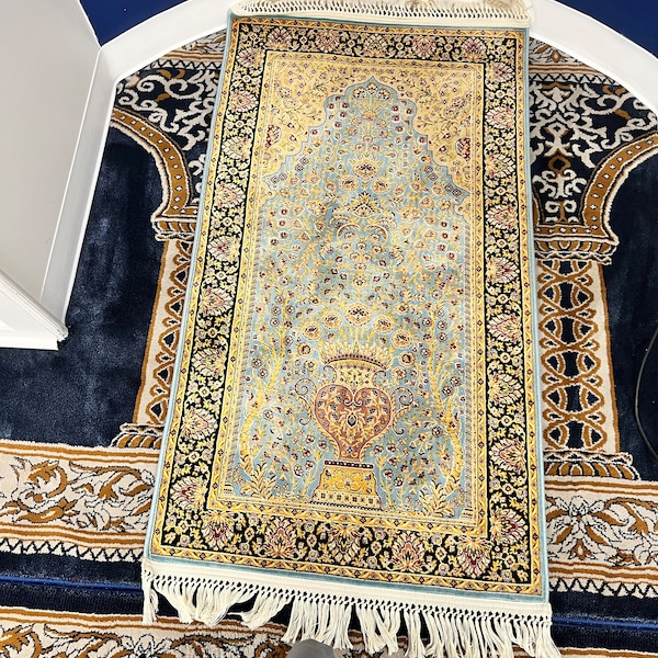 Gold Circle Rug, Silk Round Rug, 7x7 Ft Carpet, Large Round Rug, Plain ...