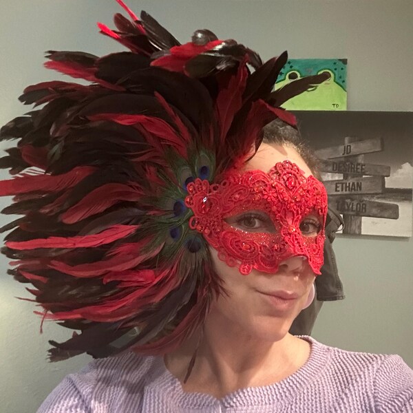 Steampunk Victorian RED Deluxe Feather Laces With Dark Goggles Women ...