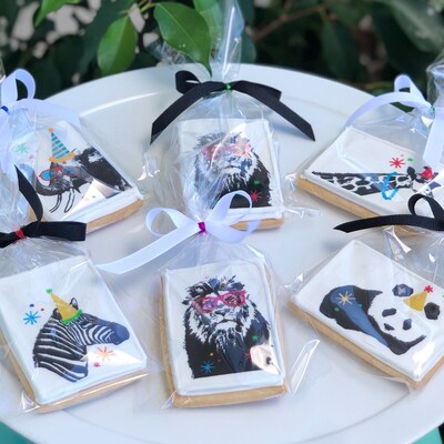 Party Animal Zoo Party Food Signs, Bottle Labels, Table Signs ...