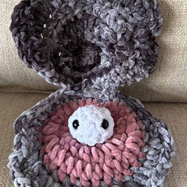 Pearl the Oyster — CROCHET PATTERN ONLY, Crochet Oyster Pattern ...