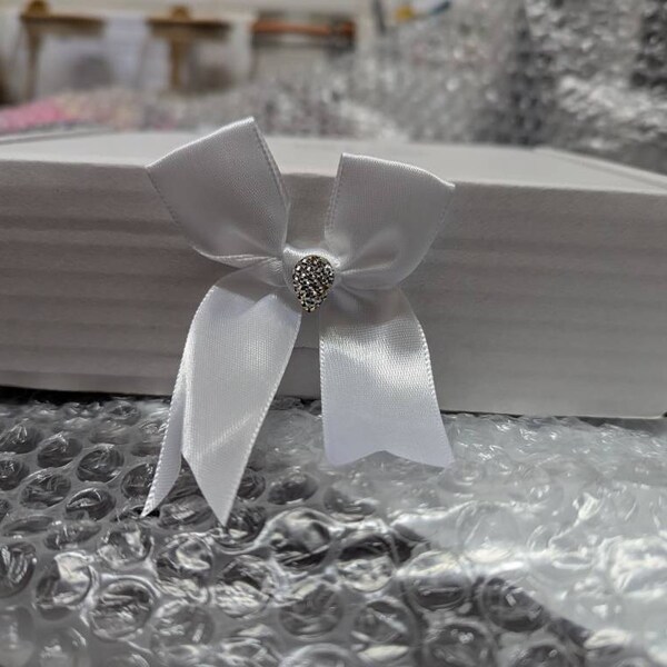 Teenage Pamper Gift Box Relaxation Set /mini Pamper Me/ Teen Queen ...