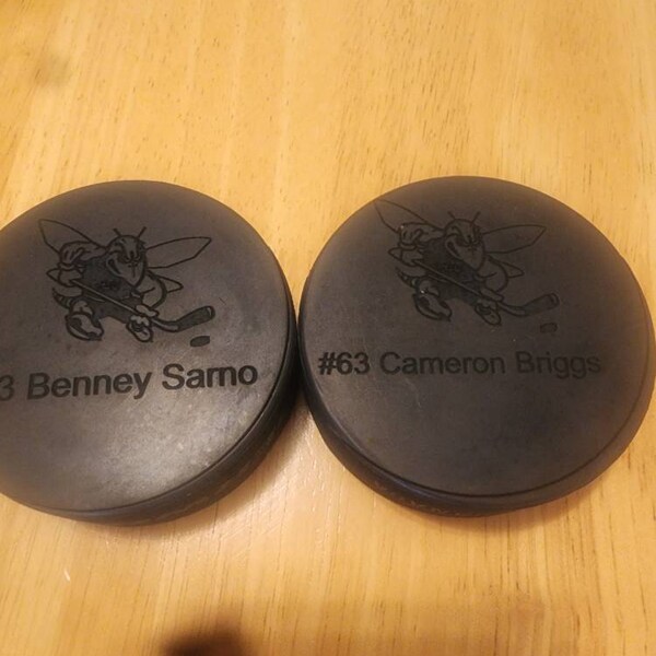 Personalized Custom Engraved Hockey Pucks - Etsy