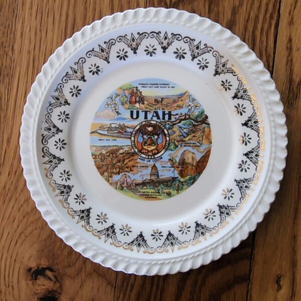 Vintage Cayo Santa María Plate Decorative Souvenir Collectible 3D ...
