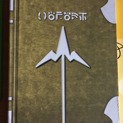 Fan-made Fire Emblem Spell Tomes Robin Thoron Arcfire Elwind - Etsy