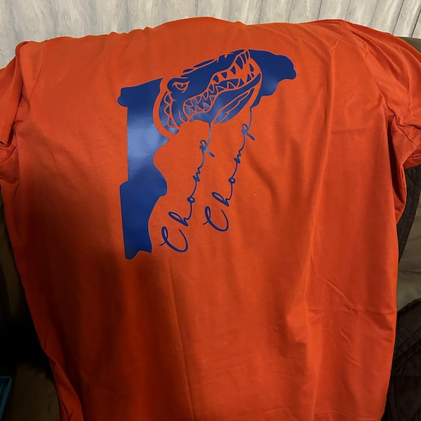 World Full of Kooks Unisex Tee - Etsy