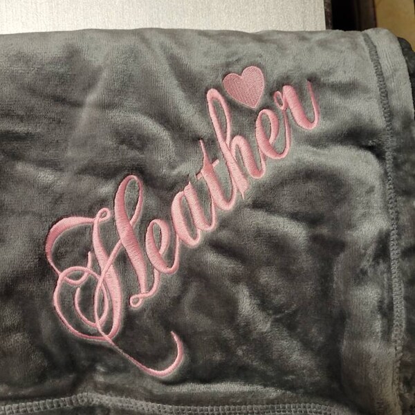 Personalized Custom Soft Blanket With Script Name & Heart - Etsy