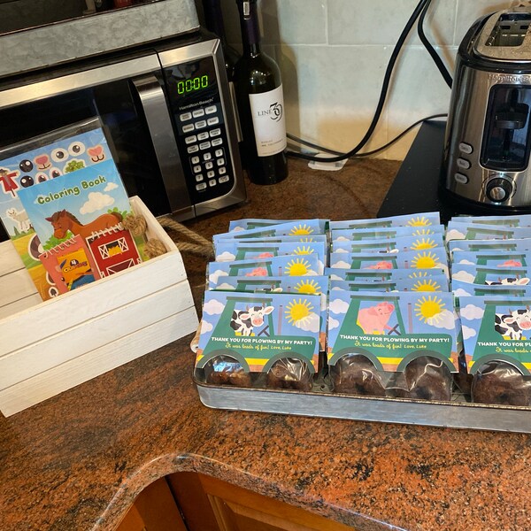 Tractor Donut Party Favor, Farm Party, Farm Birthday Party, Farm Favor ...