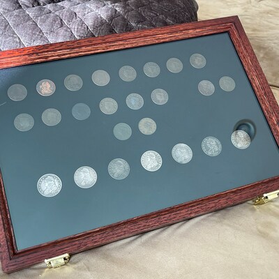 Two Timbers Extra Small Display Case With Natural Oak Finish - Etsy