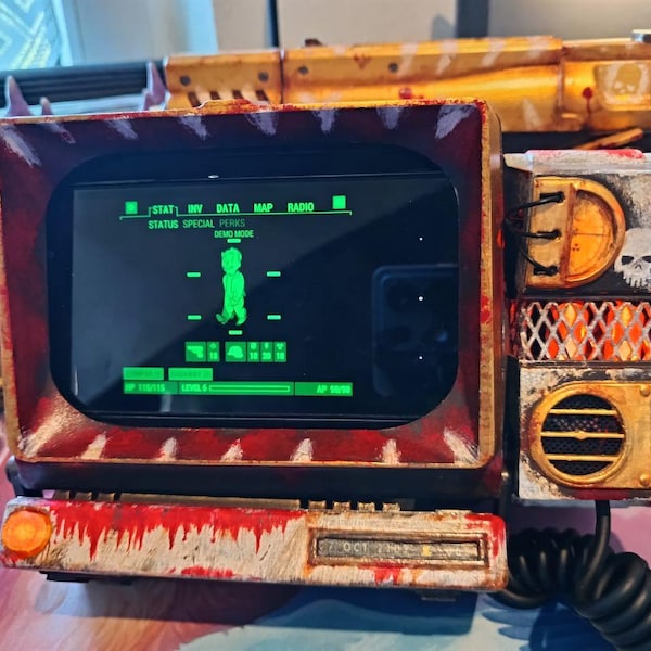 Fallout Inspired Robco Terminal Apple Watch Holder Charging Stand ...