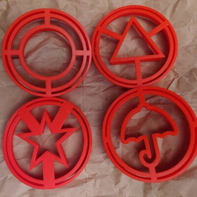 PUBG Inspired Battle Royal Airdrop Crate / Supply Drop and Helmet 3D ...