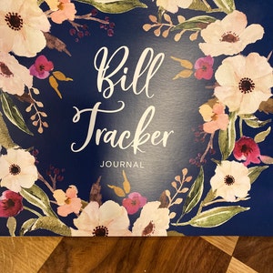 Bill Tracker Journal Pay Bills on Time Bill Tracker™ Journal Budget ...