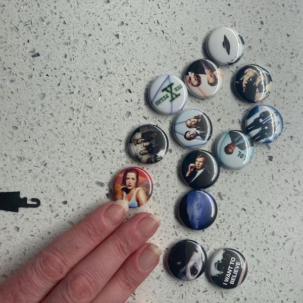 Button Set - Portal & Portal 2 - 1” Video Game Pins or Magnet Pack of ...