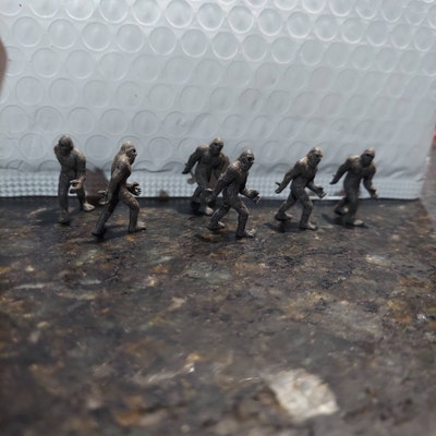 MINIATURE BIGFOOT Set Mini Figures Dollhouse Terrarium Diorama Tiny ...
