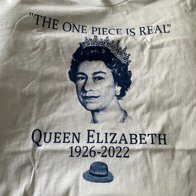 The ONE PIECE is REAL queen Elizabeth sweatshirt - Etsy