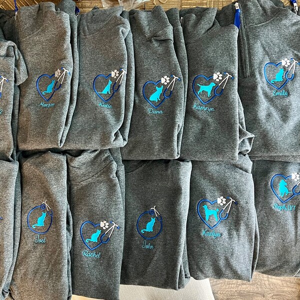 Vet Tech Pullover, Personalized Vet Assistant Sweatshirt, Vet Tech Gift ...