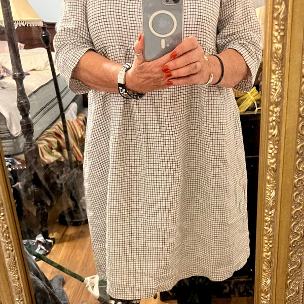 Linen Dress With Long Sleeves And Hidden Side Pockets San Clemente