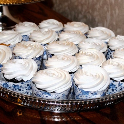 New Eucalyptus With Gold Foil Accents Wrappers , Rustic Cupcake ...