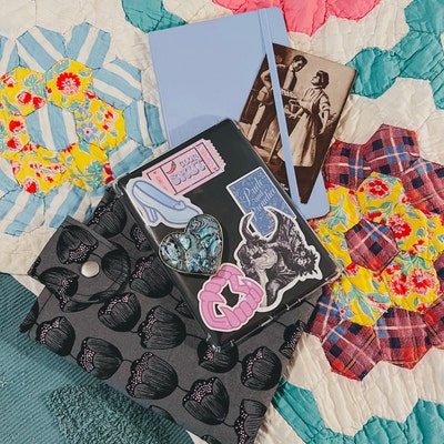 The Reluctant Bride of the Spring Court - Etsy