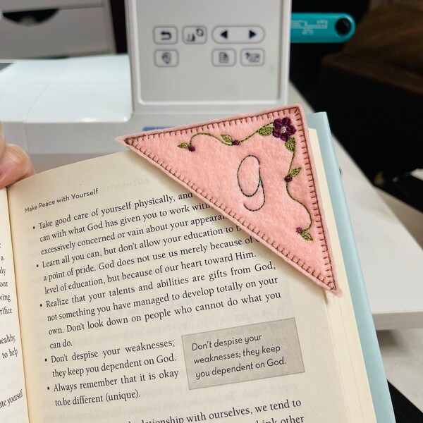 Floral Corner Bookmark Satin Stitch, Digital Files, Machine Embroidery ...