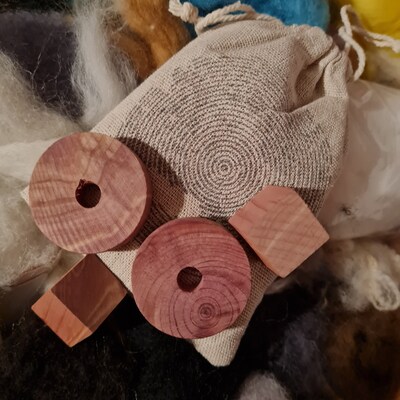 Sample Pack of NATURAL MOTH BALLS Red Cedar Wood Rustic Wood Crafts ...