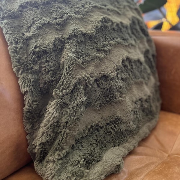 Adult Minky Blanket, Gifts for Mom - Moss Green Glacier, Adult Throw ...